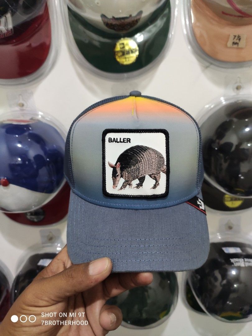 Topi Gorin bros the farm/original gorin, Fesyen Pria, Aksesoris, Topi ...