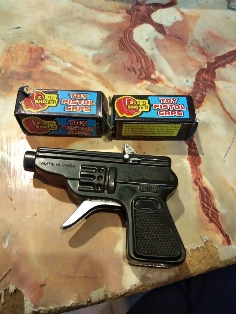 Toy pistol caps, Hobbies & Toys, Collectibles & Memorabilia, Vintage ...