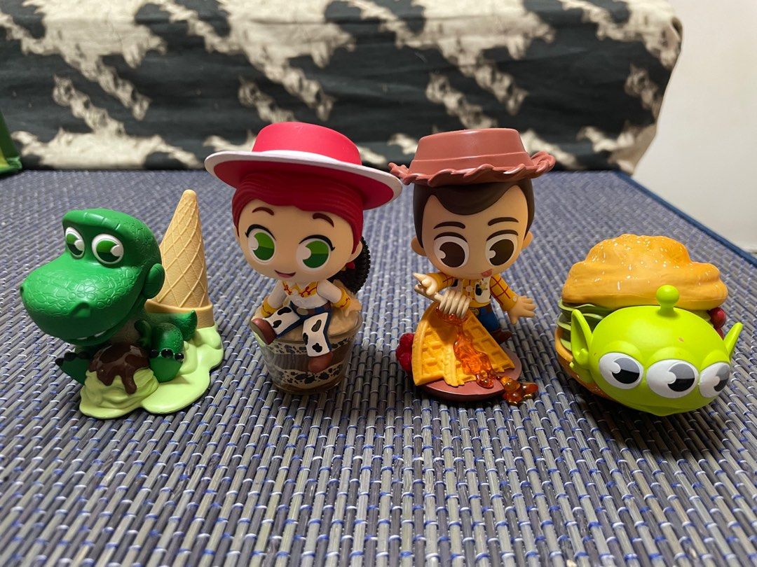Toy story 盲盒(冇盒冇卡版) Rex, Tracy, Woody, 三眼仔, 興趣及遊戲, 玩具 & 遊戲類 - Carousell