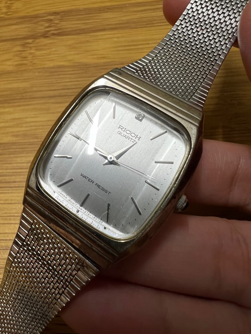 Vintage RICOH quartz mens unisex, Men's Fashion, Watches & Accessories ...