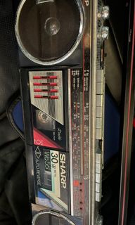 Sony WM-DD100 Boodo Khan Walkman Cassette Player 索尼武道館磁帶卡式隨身攜, 音響器材, 音樂 ...