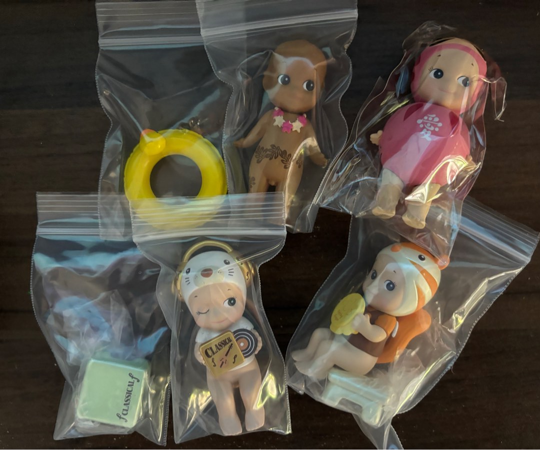 WTS SONNY ANGEL CLASSICAL PINK DARUMA HAWAIIAN SQUIRREL, Hobbies & Toys ...