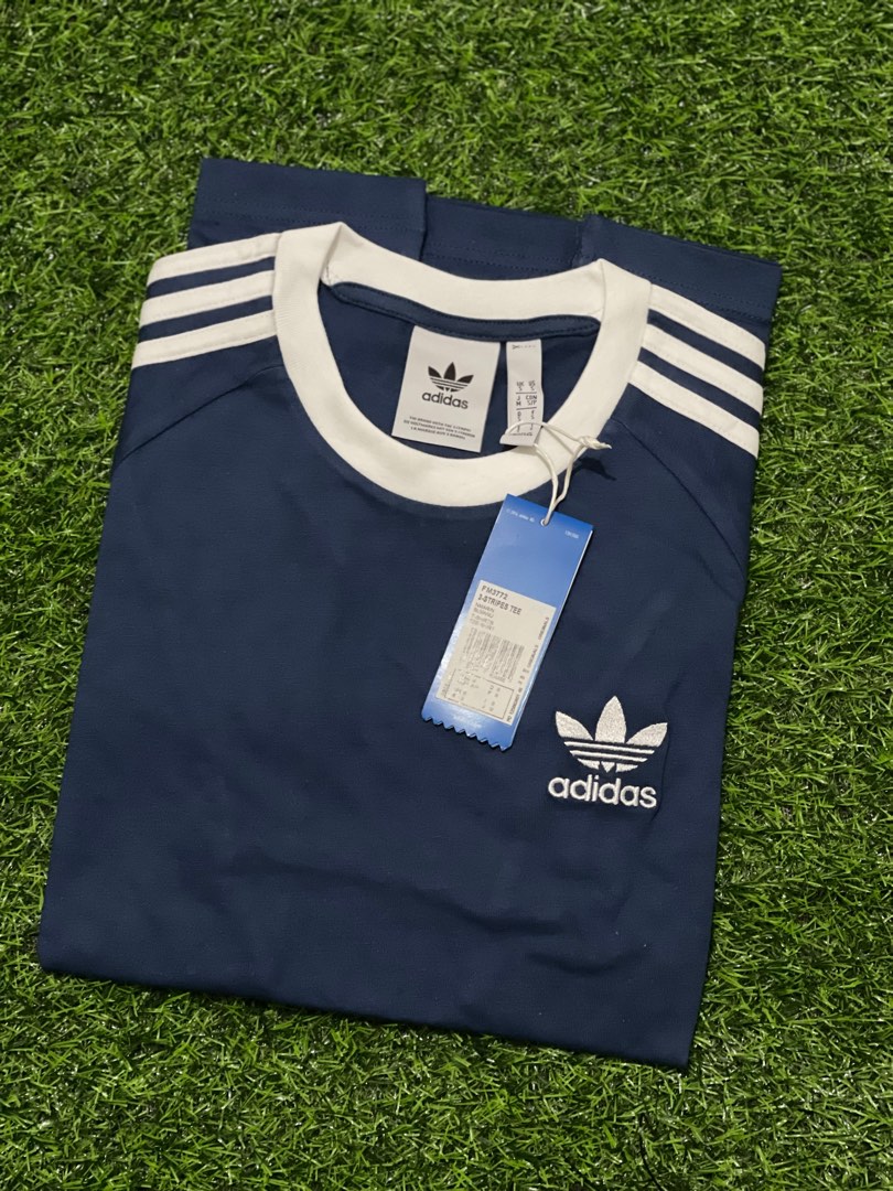 Adidas Bunga Sizing S, Men's Fashion, Tops & Sets, Tshirts & Polo ...