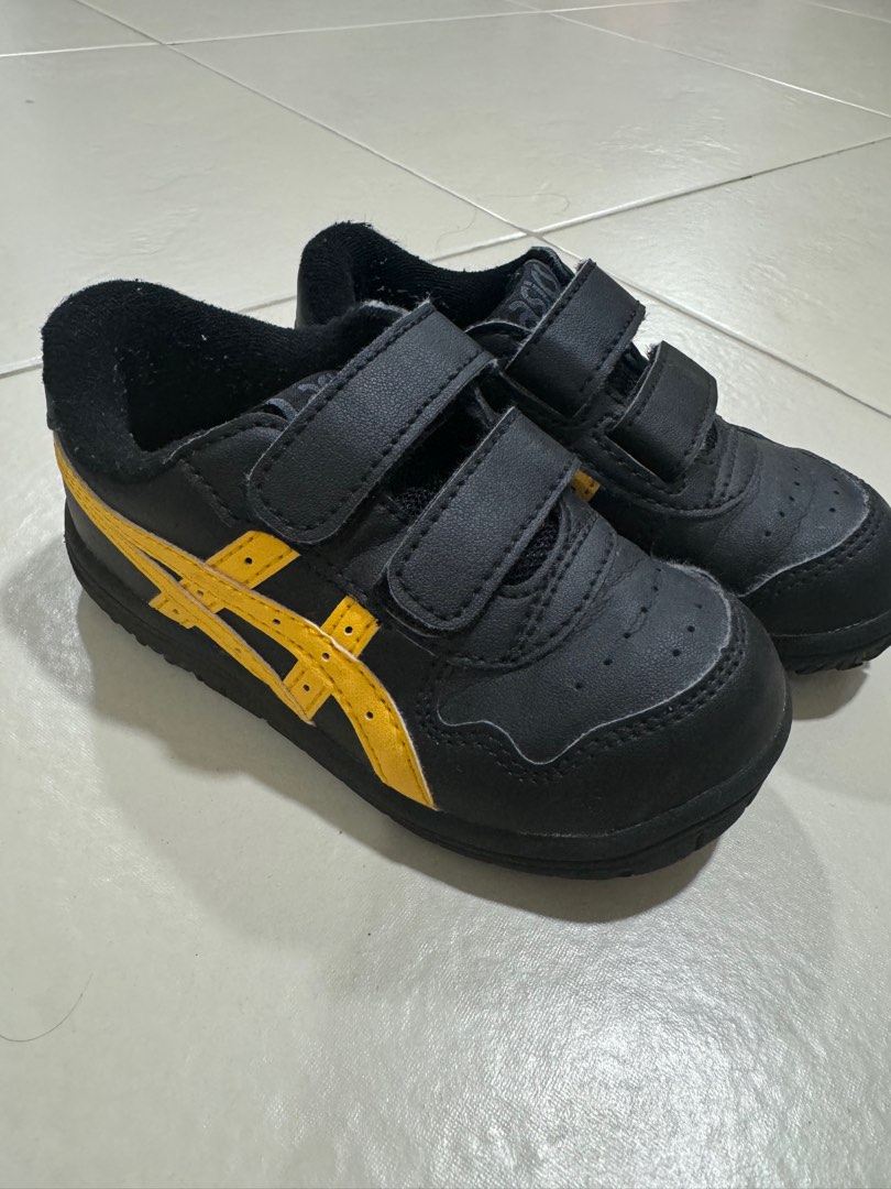 Asics, Babies & Kids, Babies & Kids Fashion on Carousell