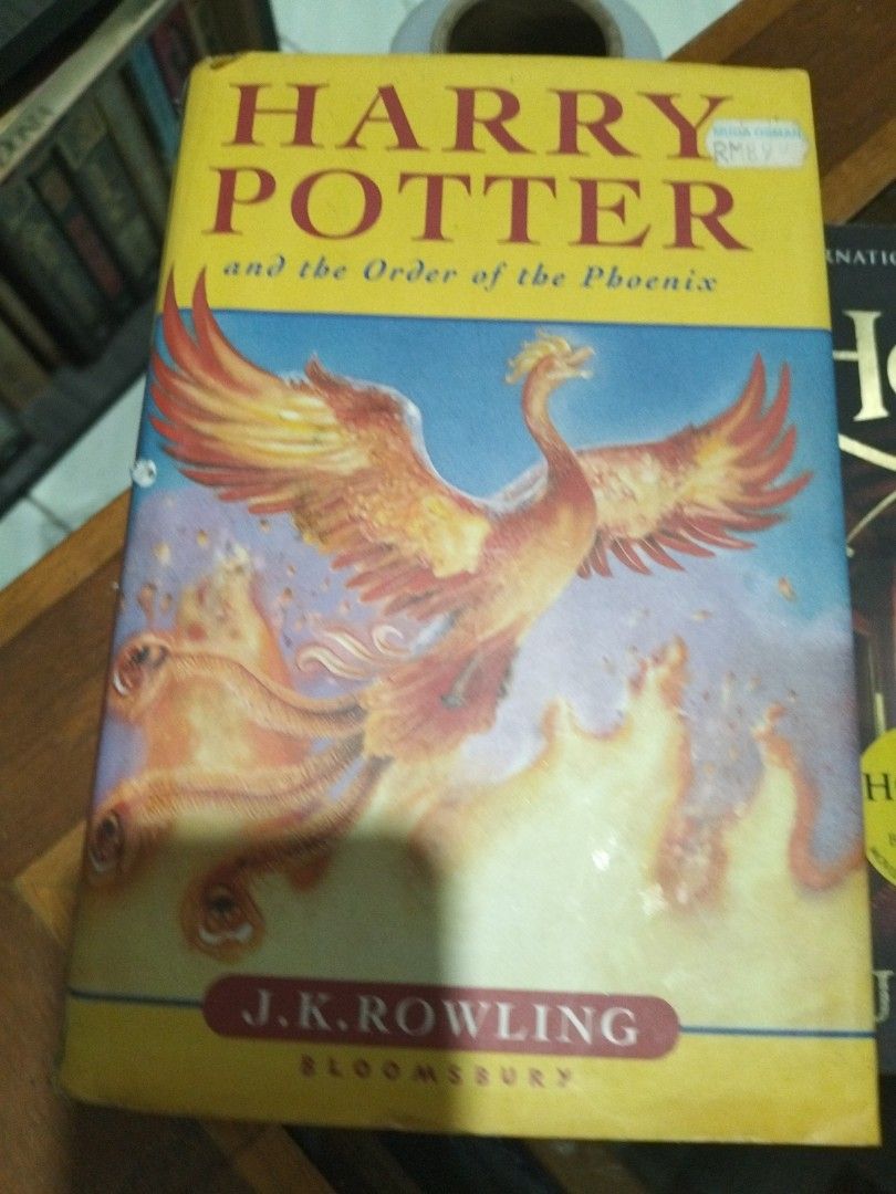 Buku lama harry porter & the hobbit, Hobbies & Toys, Books & Magazines ...