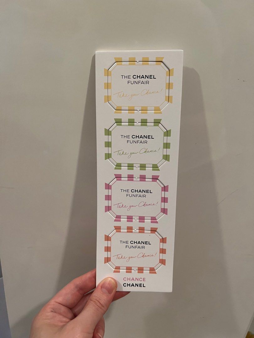 Chanel funfair token, 興趣及遊戲, 玩具 & 遊戲類 - Carousell