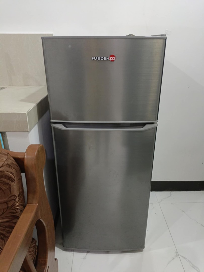 FUJIDENZO 2-DOOR 4.5cu ft REFRIGERATOR, TV & Home Appliances, Kitchen ...