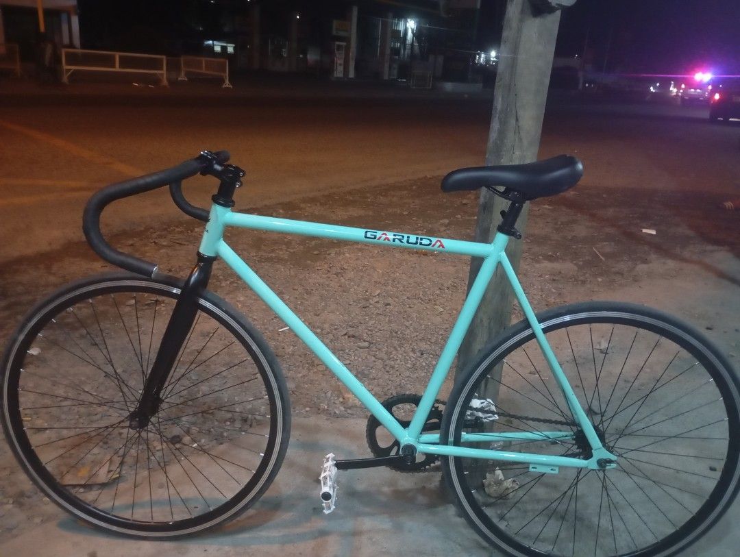 Garuda V1 Fixed Gear, Sports Equipment, Bicycles & Parts, Bicycles on ...