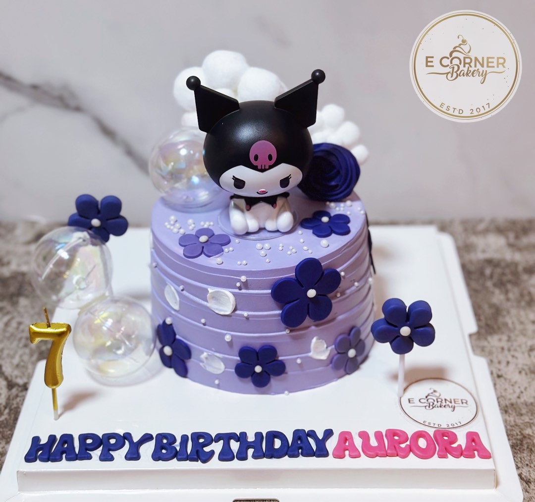 Kuromi design cake, Food & Drinks, Homemade Bakes on Carousell