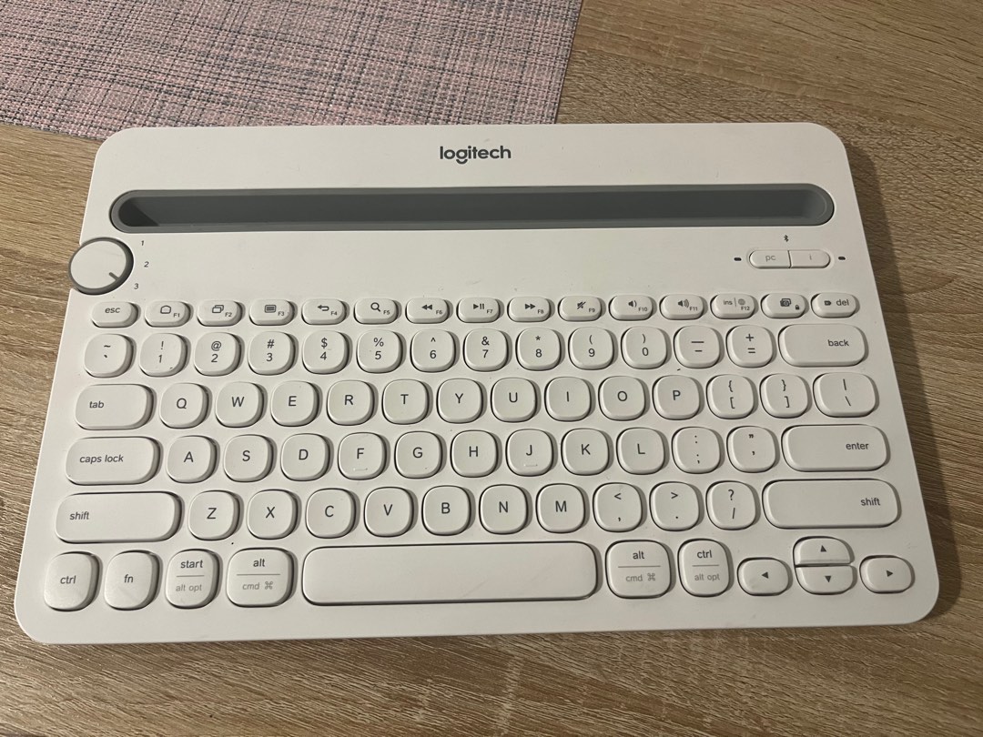 Logitech Wireless Keyboard (Bluetooth), Computers & Tech, Laptops ...