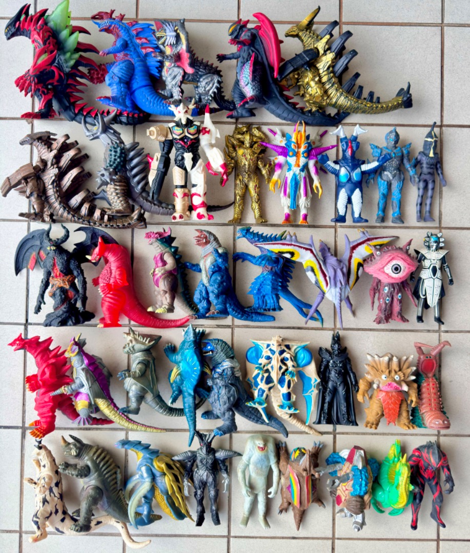 NEW STOCK Ultraman Kaiju Monster Sofubi series 6.5 inch ums Bandai ...