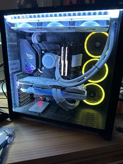 # PCU LEGACY / AMD RYZEN 7 5700X3D / ASUS STRIX RTX 4060 OC 8GB ...