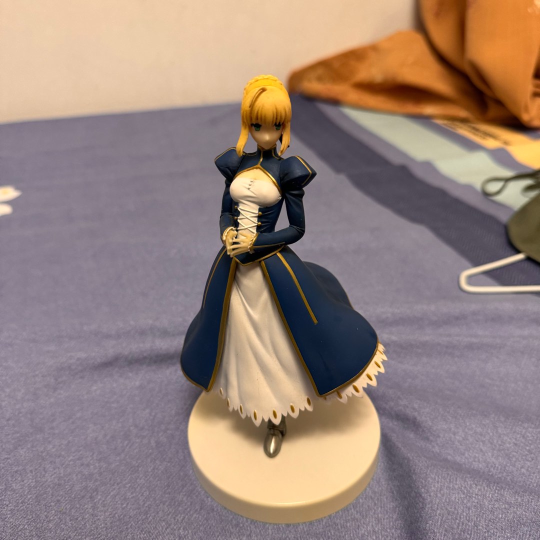 Saber figure, 興趣及遊戲, 玩具 & 遊戲類 - Carousell