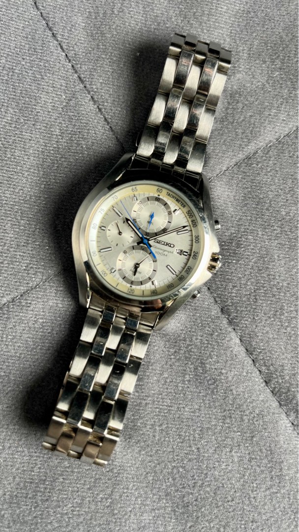 Seiko White Face Chronograph quartz, Men's Fashion, Watches ...