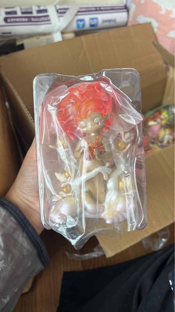 Sleep Sky Elves - Sun, Hobbies & Toys, Toys & Games on Carousell