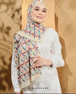 Sugarscarf Madison Luxe Prints, Women's Fashion, Muslimah Fashion ...