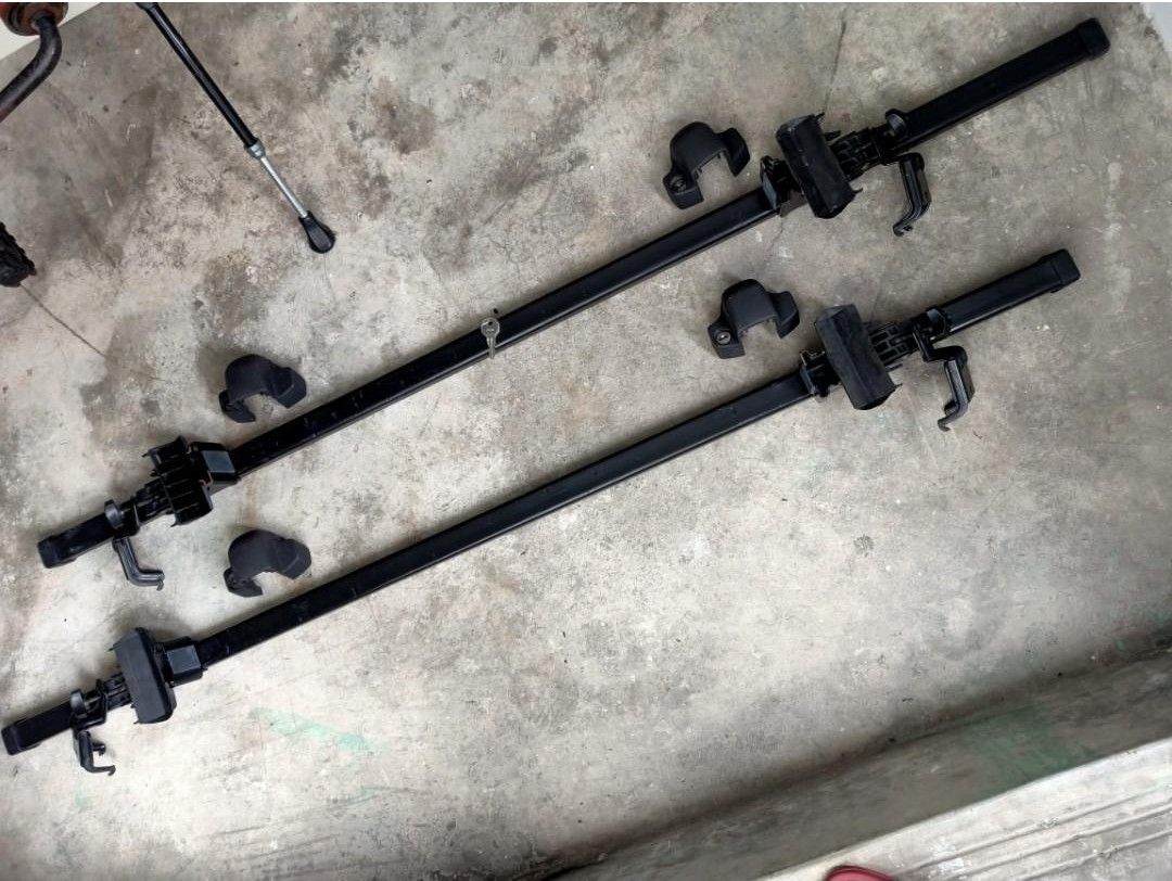 Thule roof top rack model 1054, Everything Else, Others on Carousell