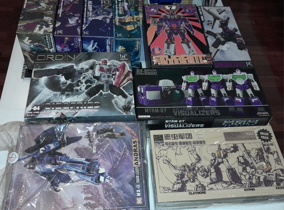 Transformers Masterpiece Scale Decepticon Galvatron + Scourge + Octane ...