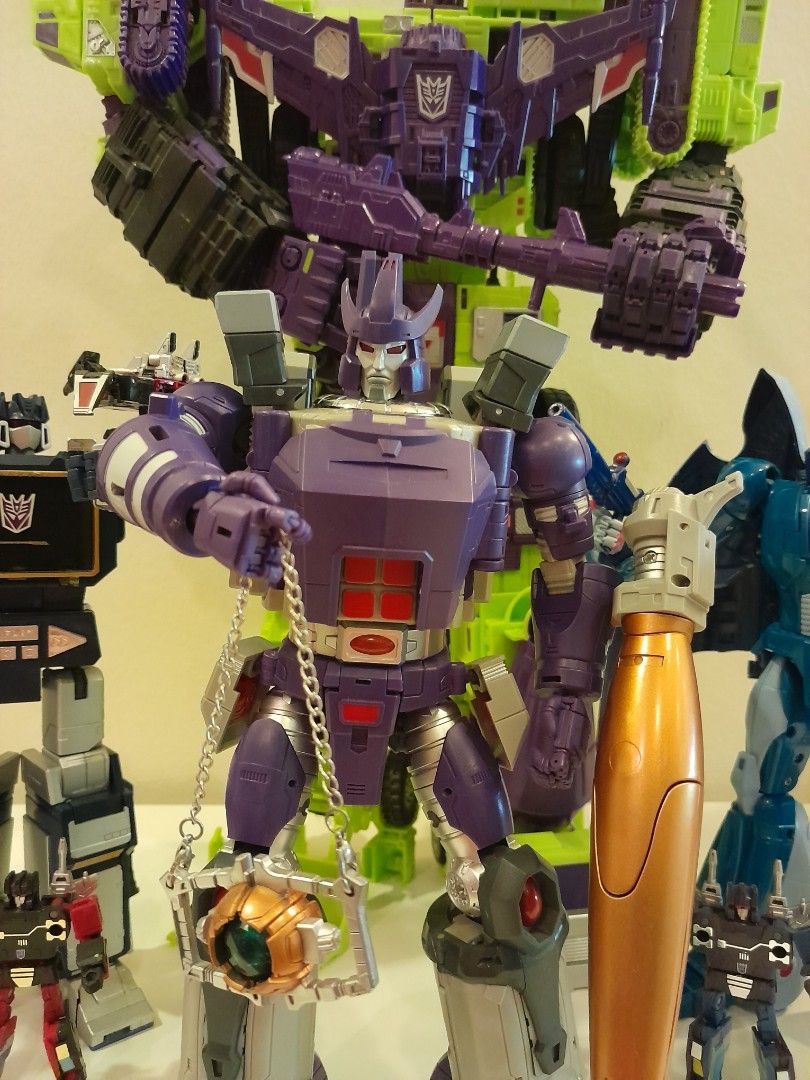 Transformers Masterpiece Scale Decepticon Galvatron + Scourge + Octane ...