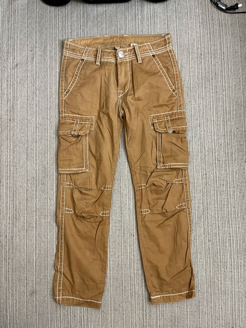 True Religion Cargo Pants 34”, Men's Fashion, Bottoms, Jeans on Carousell