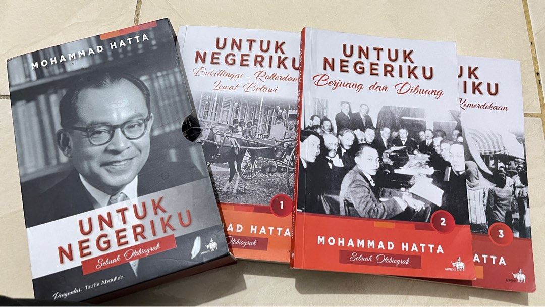 Untuk Negeriku (Otobiografi Mohammad Hatta), Buku & Alat Tulis, Buku di ...