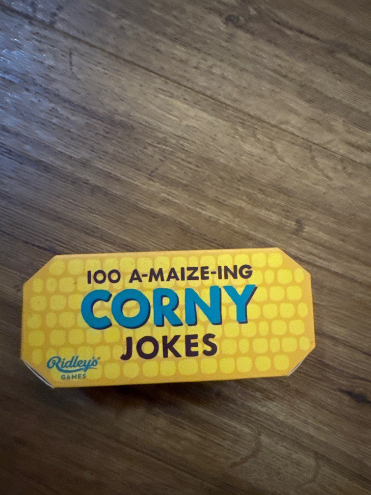 100 A-mazing corny jokes, Hobbies & Toys, Toys & Games on Carousell
