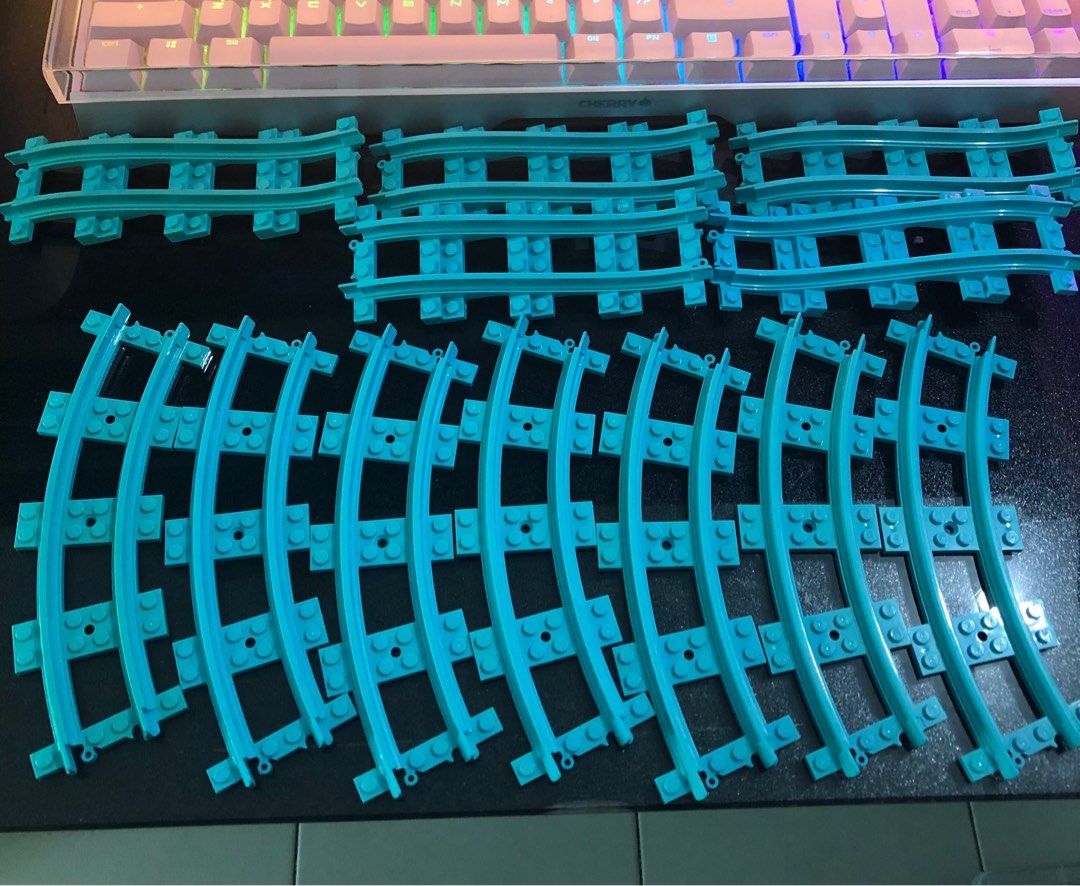 13x Lego train / roller coaster tracks 85976 + 25086, Hobbies & Toys ...