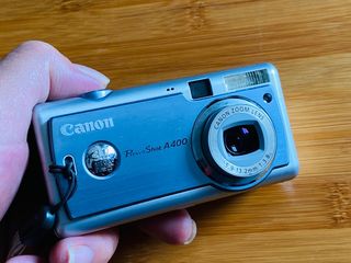 Canon G12 digital camera (ccd), Photography, Cameras on Carousell