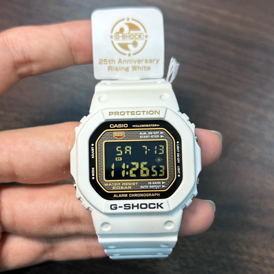 Casio G-Shock 25th Anniversary DW-5025B-7JF Rising White Watch, Men's Fashion, Watches ...
