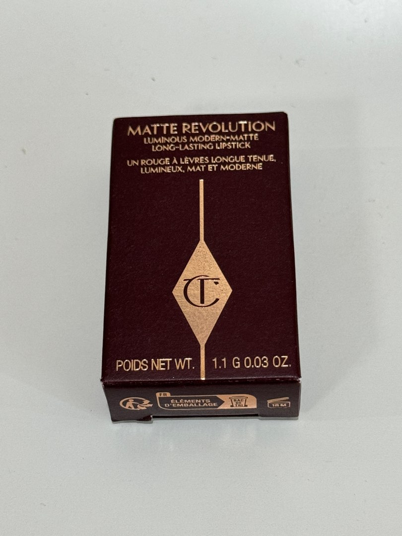 Charlotte Tilbury Matte Revolution Lipstick - Hollywood Vixen 1.1G ...