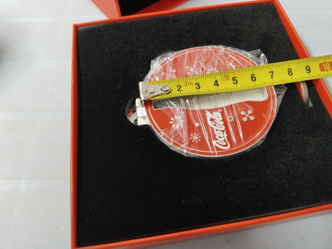 Coca Cola Coke Keep Polar Bear Running Finisher Medals, Hobbies & Toys ...