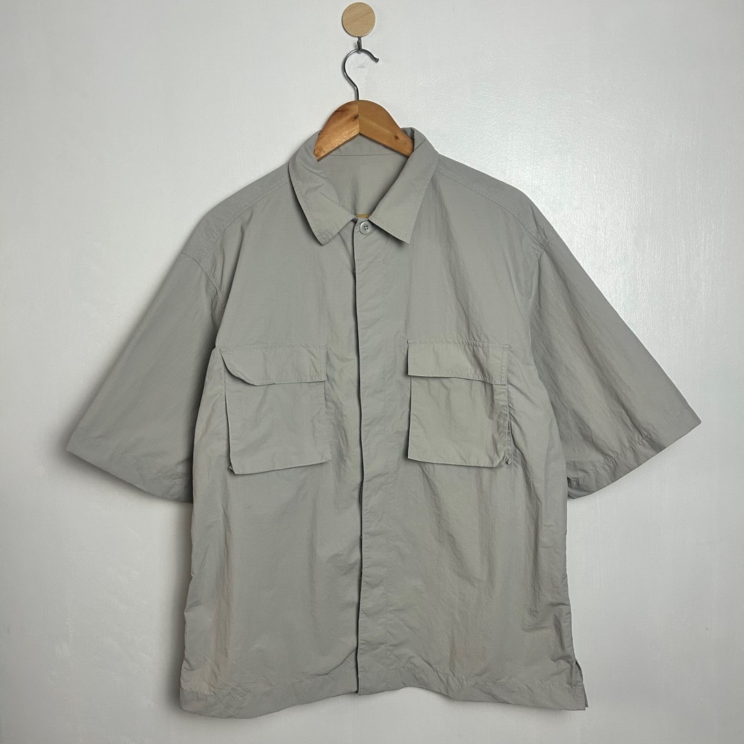 GU Utility polo, Men's Fashion, Activewear on Carousell
