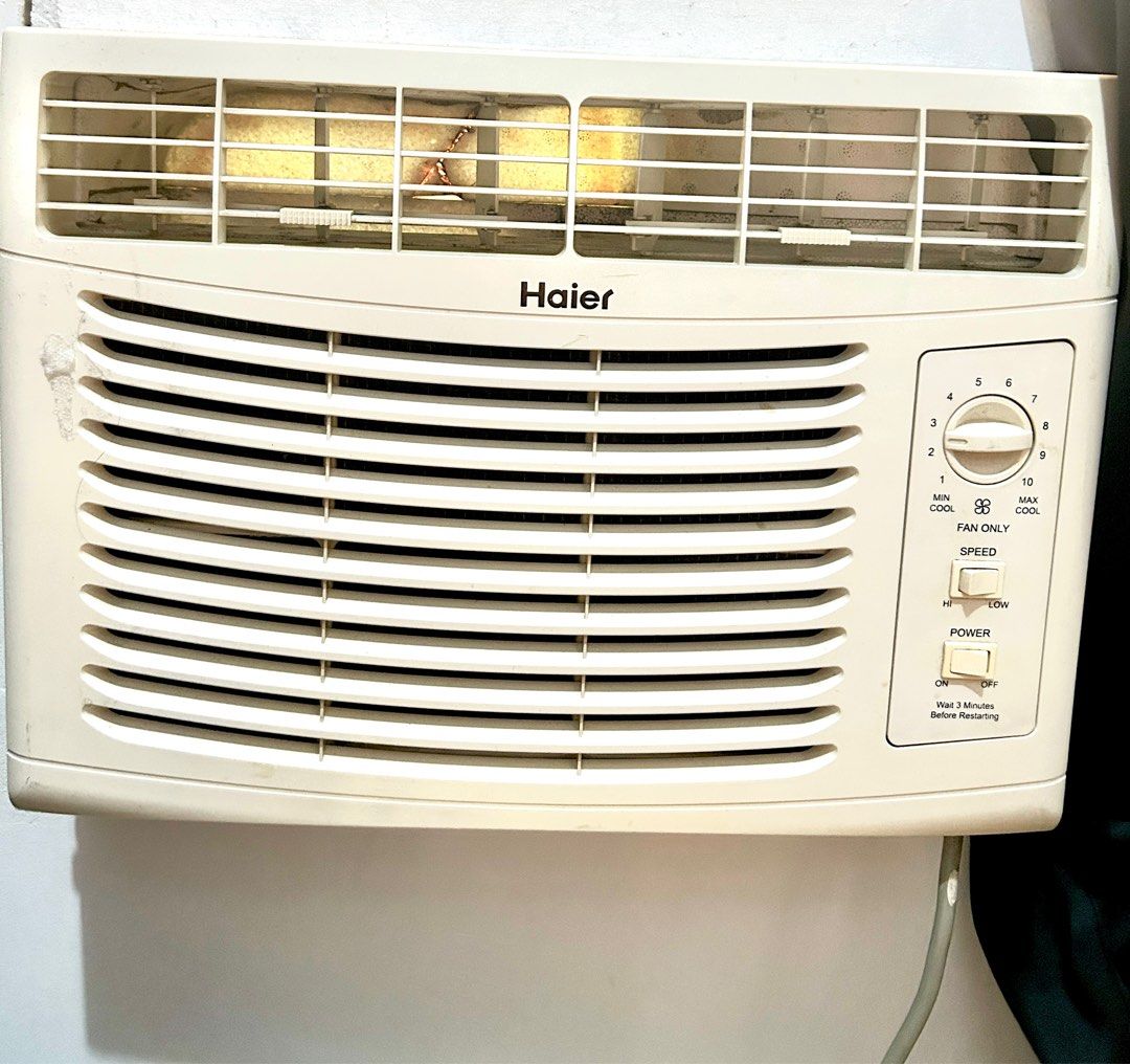 Haier .75 window type aircon, TV & Home Appliances, Air Conditioning ...