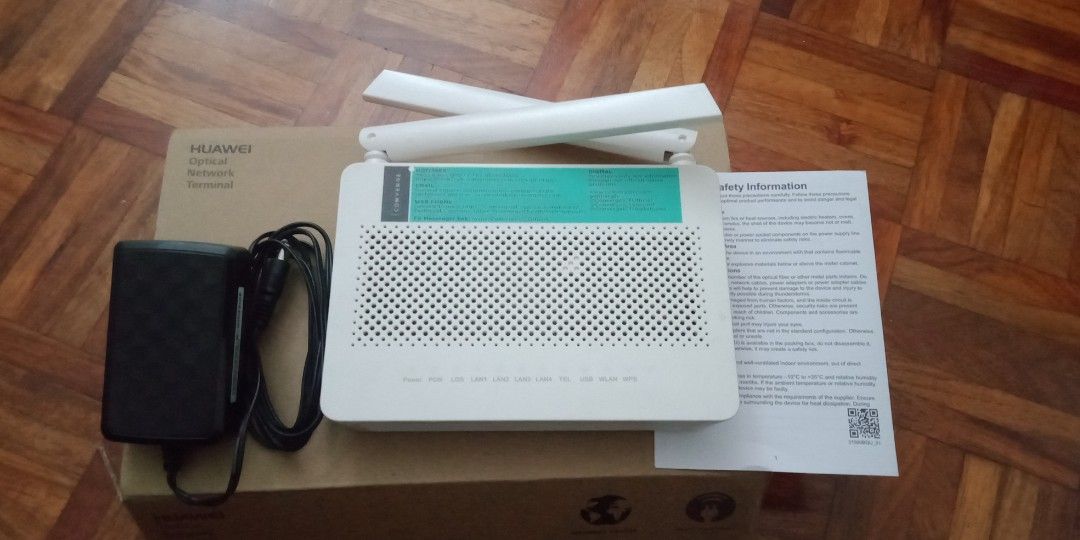 Huawei GPON Terminal Fiber Modem Router Echolife EG8145V5 Office Pullout, Looking For on Carousell
