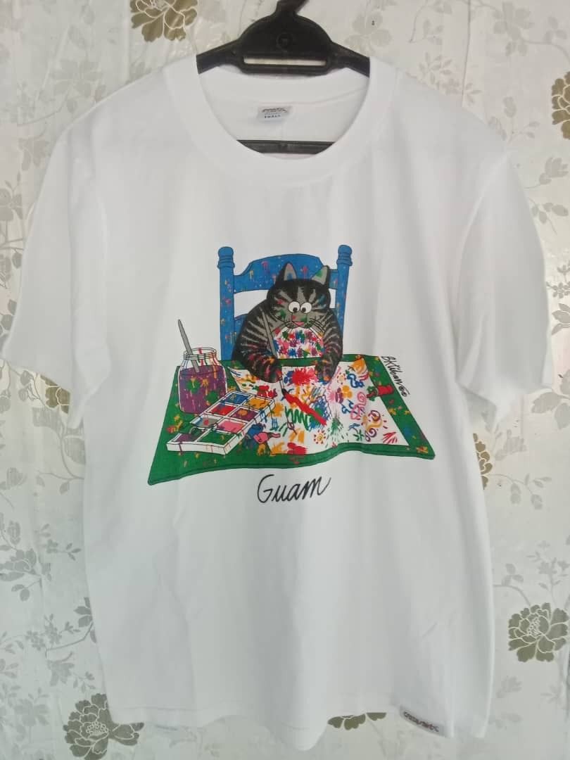 Kucing gemuk lukis, Men's Fashion, Tops & Sets, Formal Shirts on Carousell