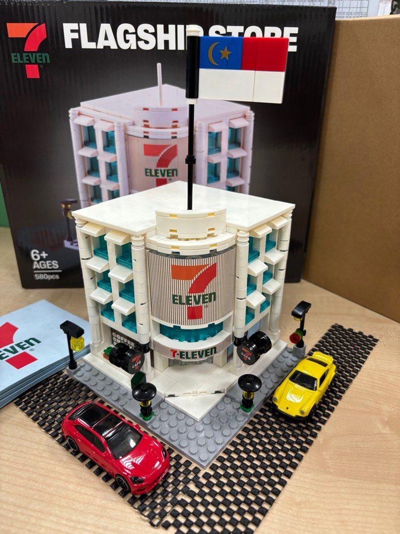 LEGO 7ELEVEN FLAGSHIP STORE, Hobbies & Toys, Toys & Games on Carousell