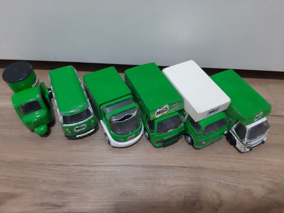 Milo Van Small Size Complete Set, Hobbies & Toys, Collectibles ...