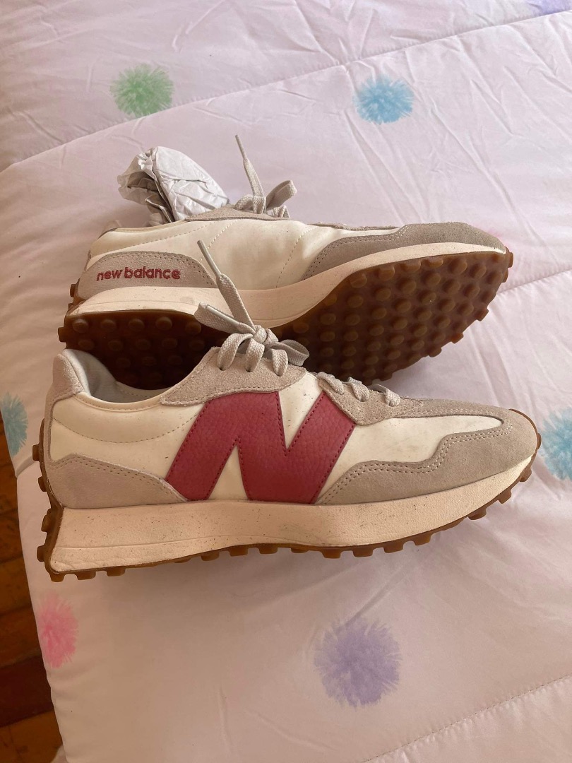 New balance bare used sneakers, Women's Fashion, Footwear, Sneakers on ...