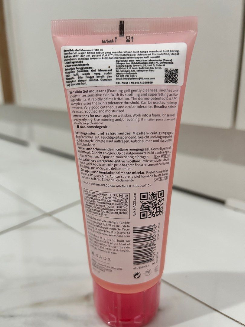 (New) Bioderma Sensibio Gel Moussant 100ml, Kesehatan & Kecantikan ...