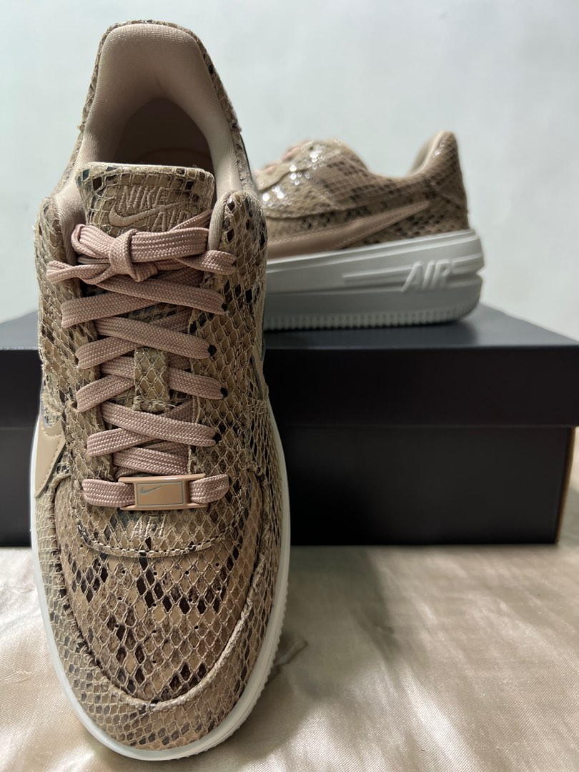 Nike AF 1 Platform, Women's Fashion, Footwear, Sneakers on Carousell