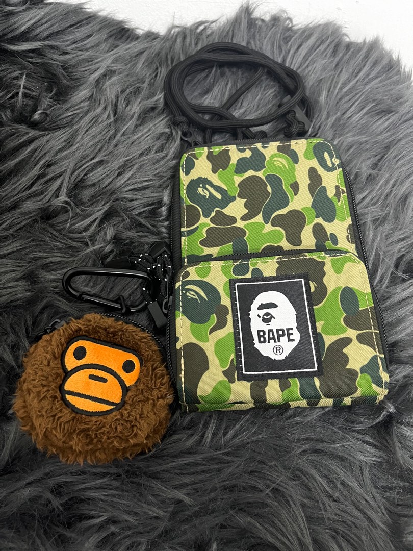 Original Bape Magazine Sling Bag with Babymilo Keychain, Men's Fashion ...