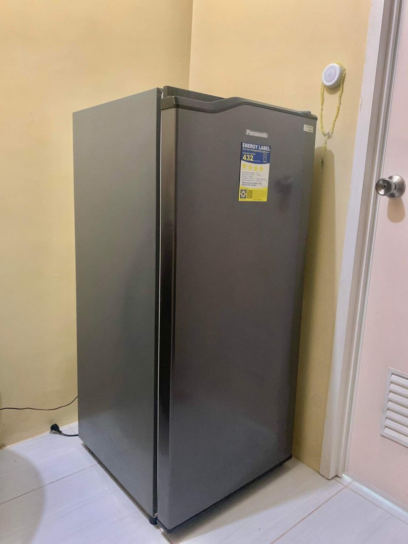 Panasonic NR-AQ211VS 7.6 cu. ft. 1 Door Direct Cool Inverter ...