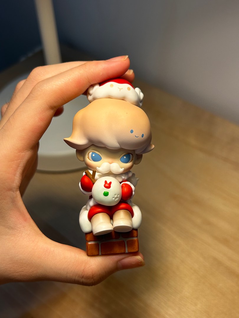 Popmart Dimoo xmas - making snowman, Hobbies & Toys, Toys & Games on ...