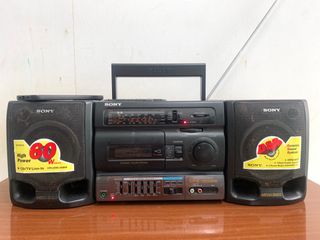 Sony antique radio, Audio, Other Audio Equipment on Carousell