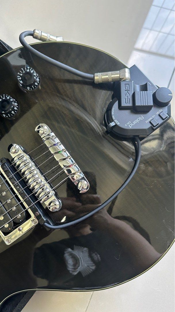Roland GR-55GK - Guitar Synthesizer with GK-3 Pickup and Adapter ...