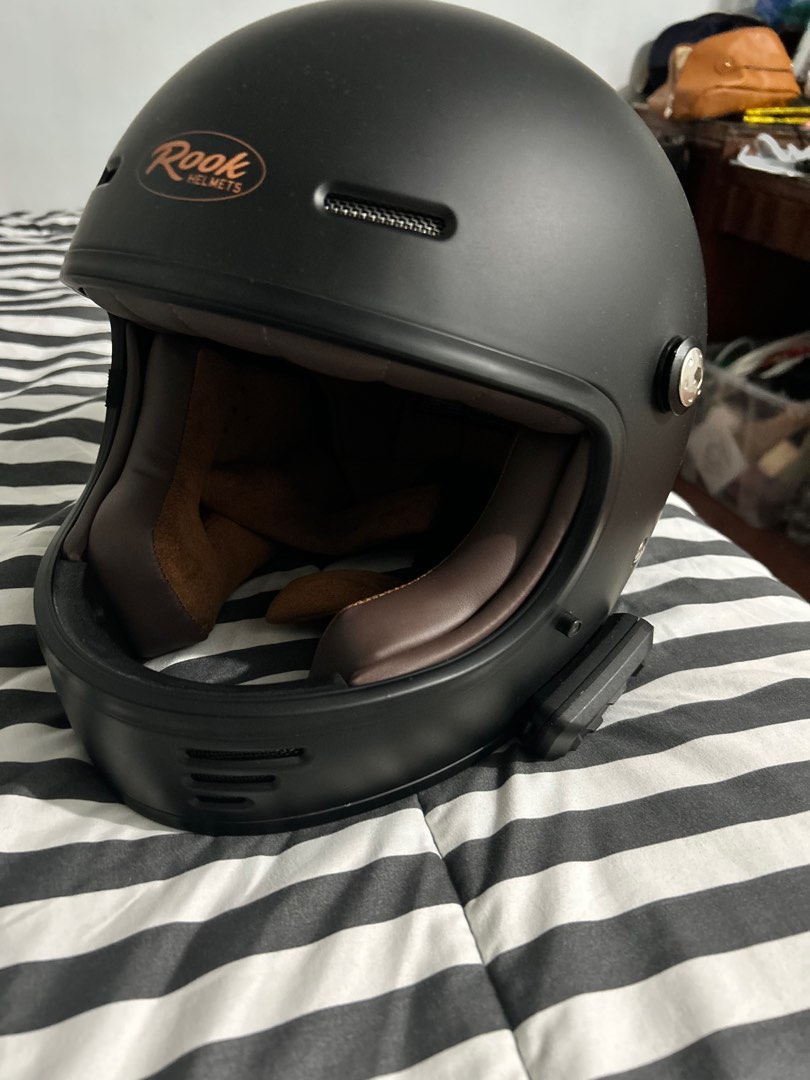 Rook Helmet Matte Black, Motorbikes, Motorbike Parts & Accessories ...