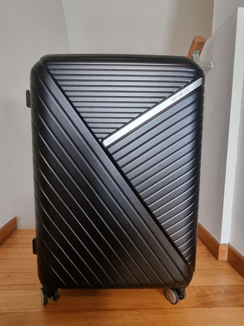 Samsonite Robez Spinner 75/28, Hobbies & Toys, Travel, Luggage on Carousell