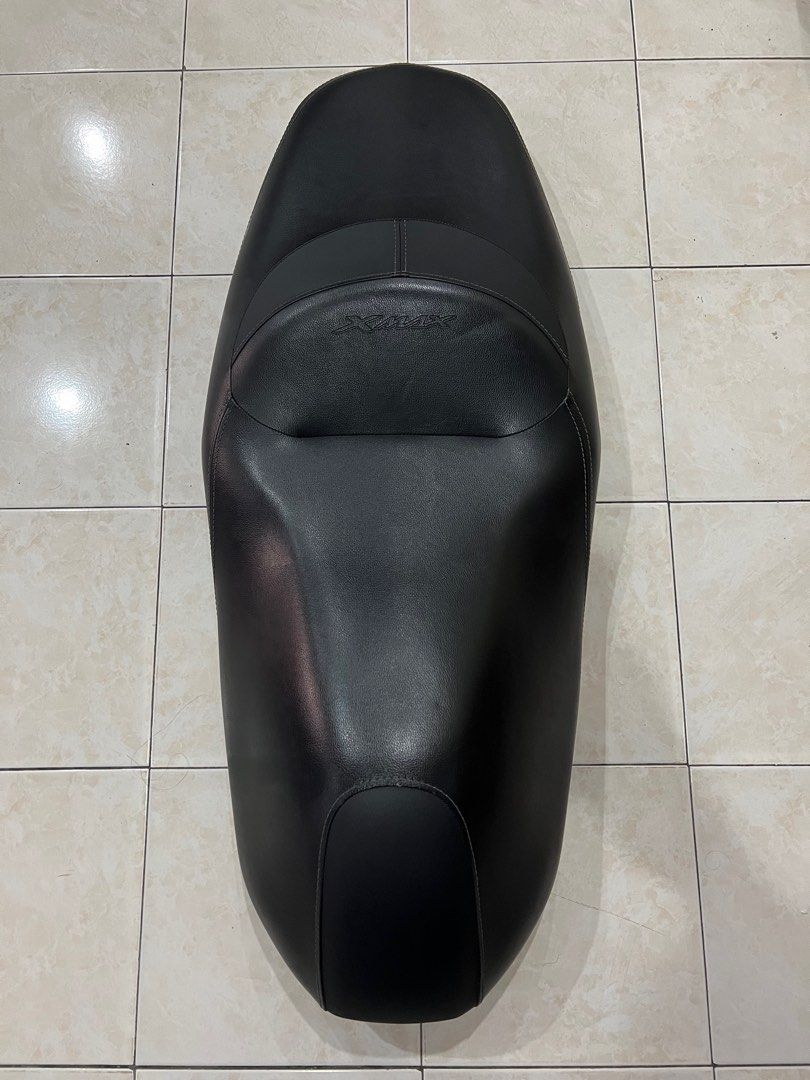 Seat original Yamaha Xmax 250, Everything Else, Others on Carousell