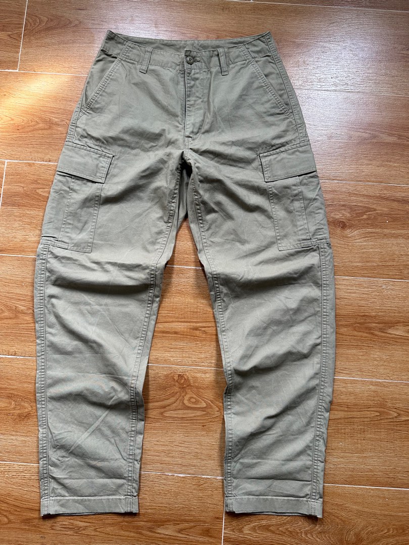 Uniqlo Cargo Pants, Men's Fashion, Bottoms, Trousers on Carousell