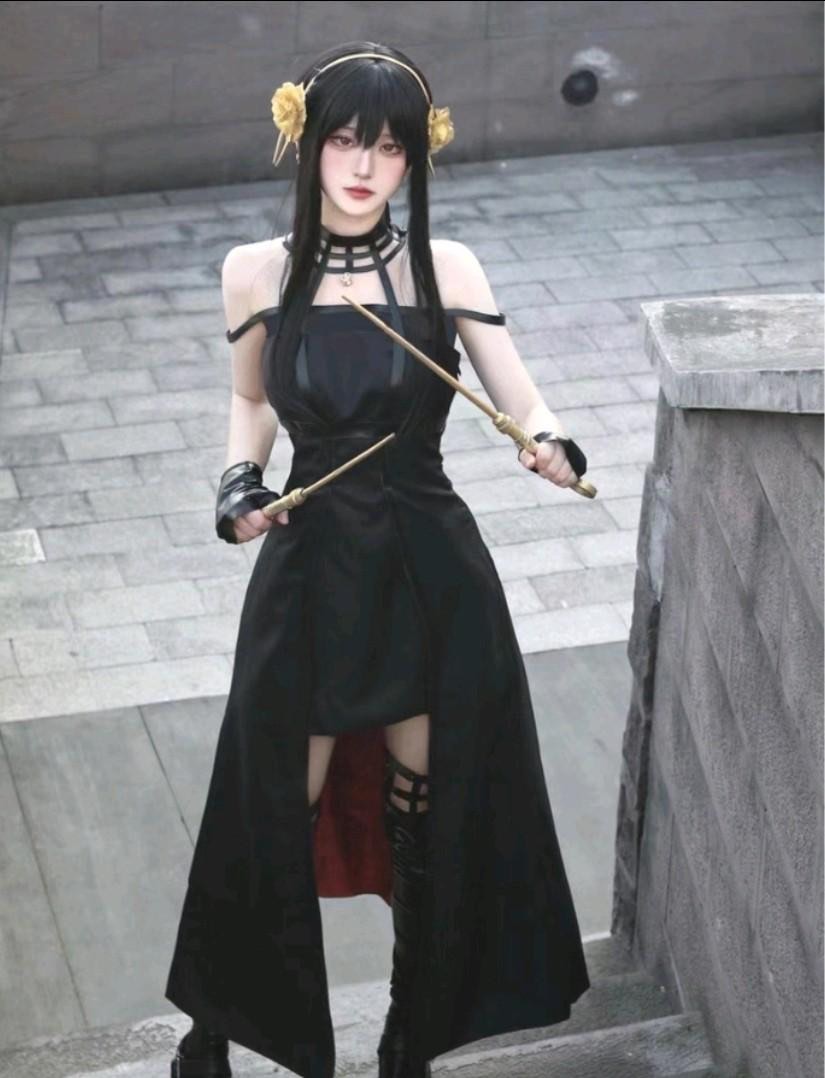 (WTR/WTS) Yor Forger Cosplay Spy x Family, Women's Fashion, Dresses ...